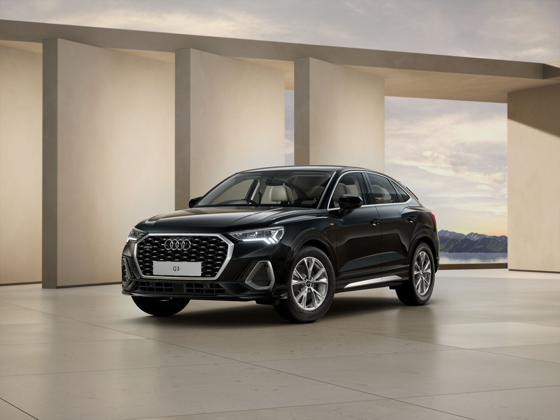 audi q3 black colour