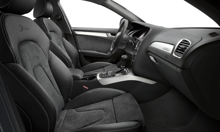 Regular vs. Sport PKG Seats